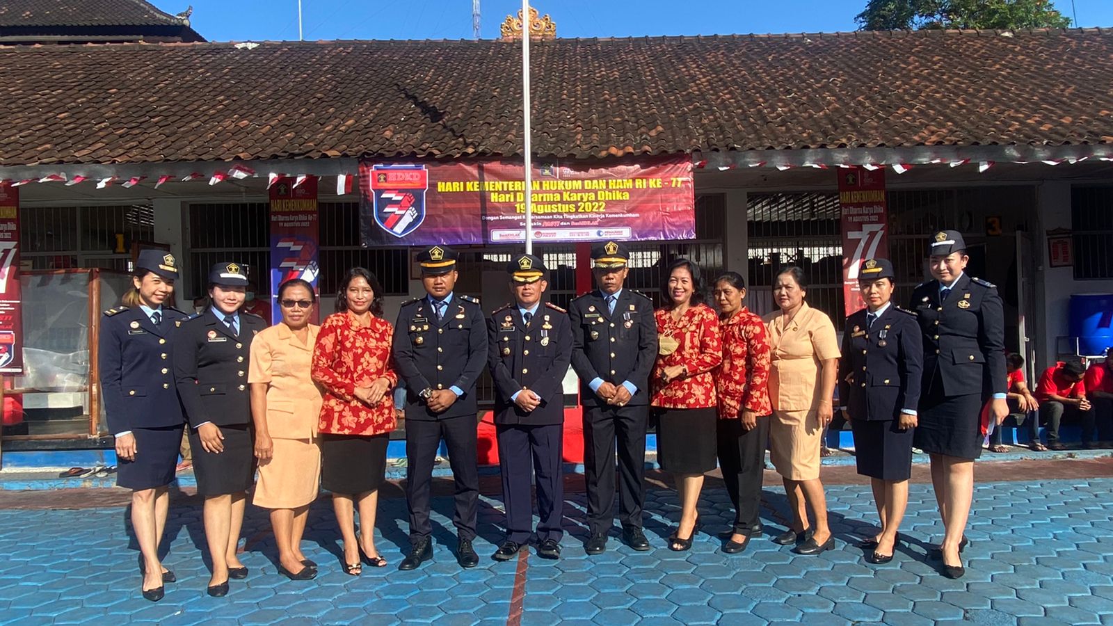 Keluarga Besar Rutan Gianyar Gelar Upacara Bendera - SinarTimur. Com Keluarga Besar Rutan Gianyar Gelar Upacara Bendera - SinarTimur. Com